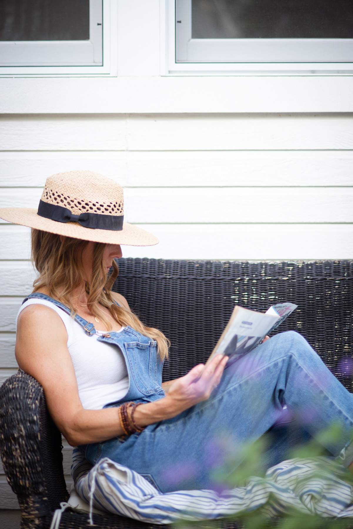 13 Simple Ways To Live Out Love - Paola Lane